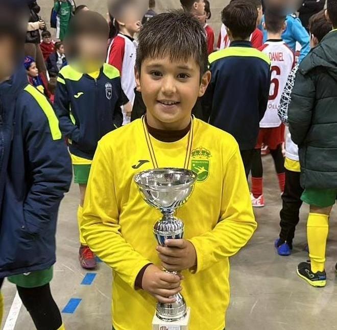 El jugador benjamín de la Escuela de Fútbol de Tomelloso, Kevin Puig ...