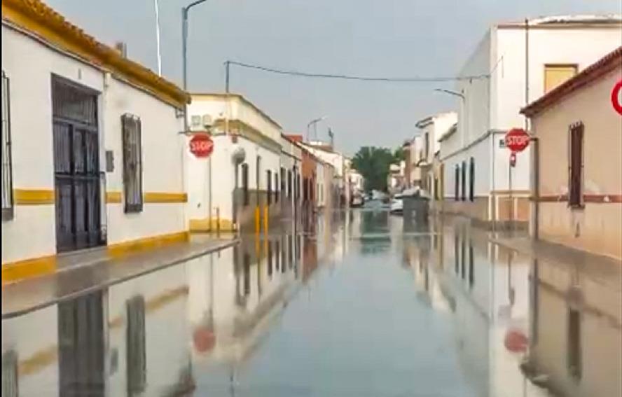 Una fuerte tormenta sorprende a Tomelloso | La Voz de Tomelloso Una fuerte tormenta sorprende a Tomelloso | La Voz de Tomelloso