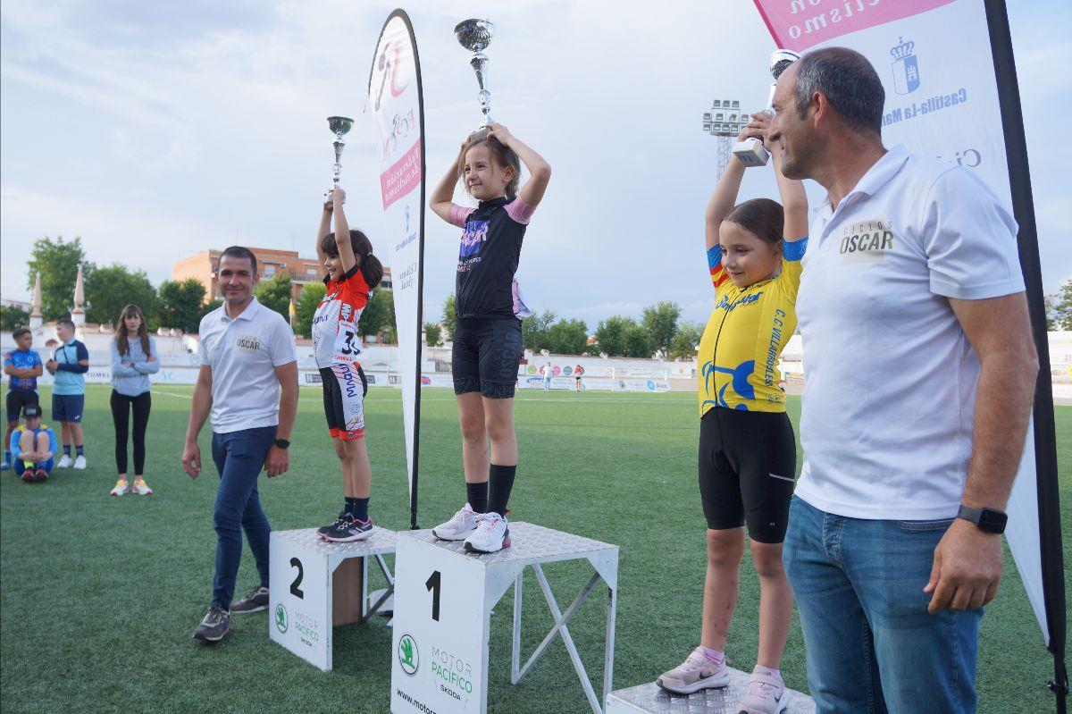 Carreras muy disputadas y protagonismo femenino en el Trofeo Escuelas ...